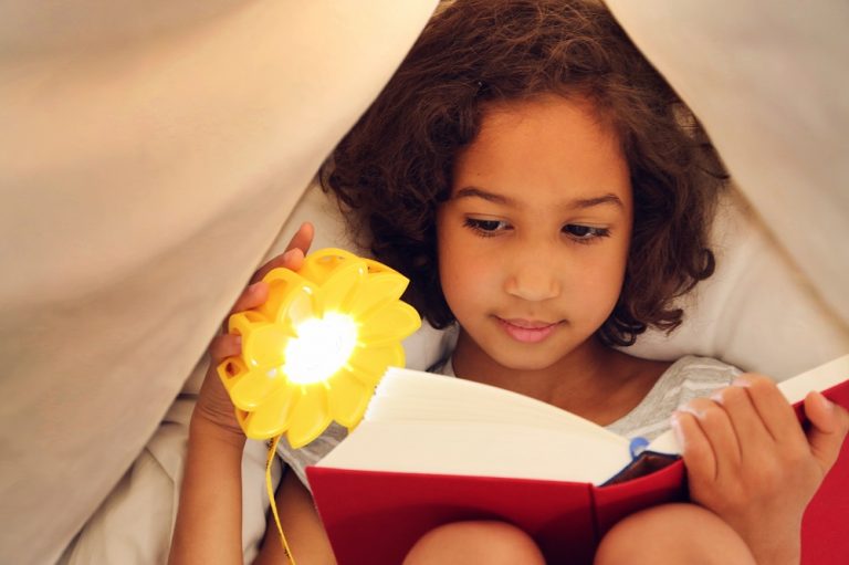 ソーラーランプが世界中に光と未来を運ぶ。Little Sun Diamondが発売開始 | 世界のソーシャルグッドなアイデアマガジン ...